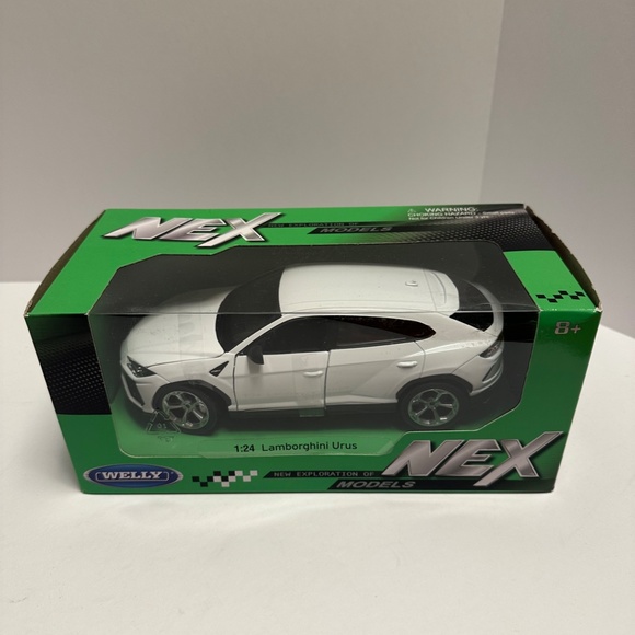Welly | Toys | Lamborghini Urus White Nex Models 24 Diecast Model Car ...